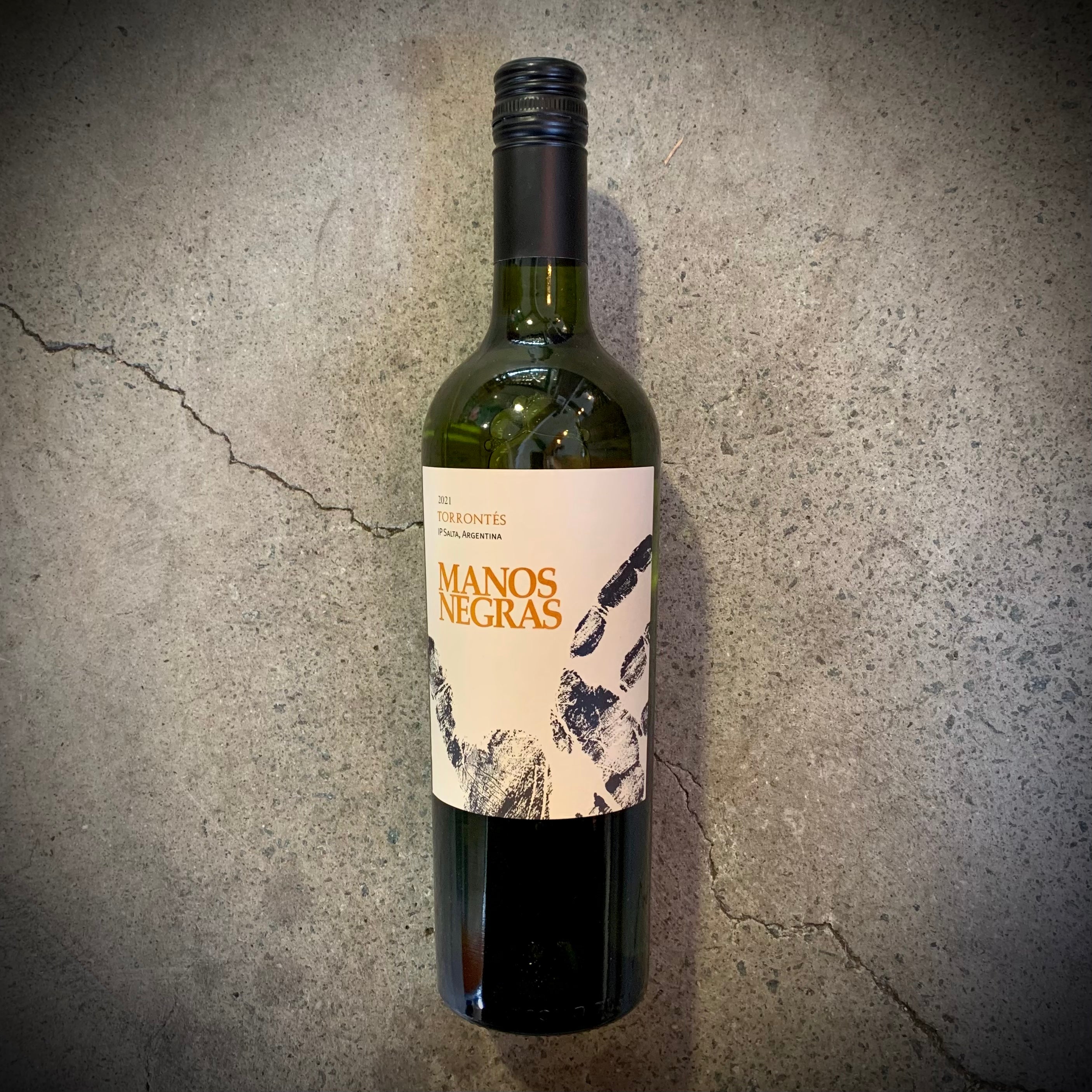 Manos Negras, Torrontes, Salta, Argentina – Iron & Rose